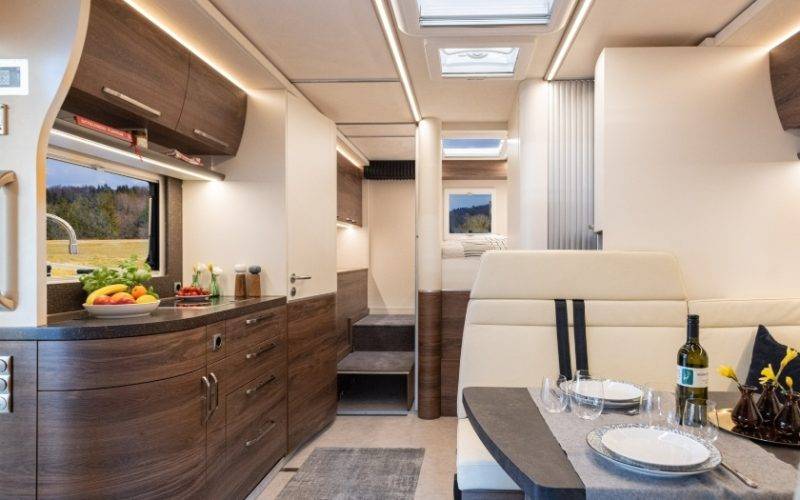 What are extendable motorhomes and what benefits do they provide ...